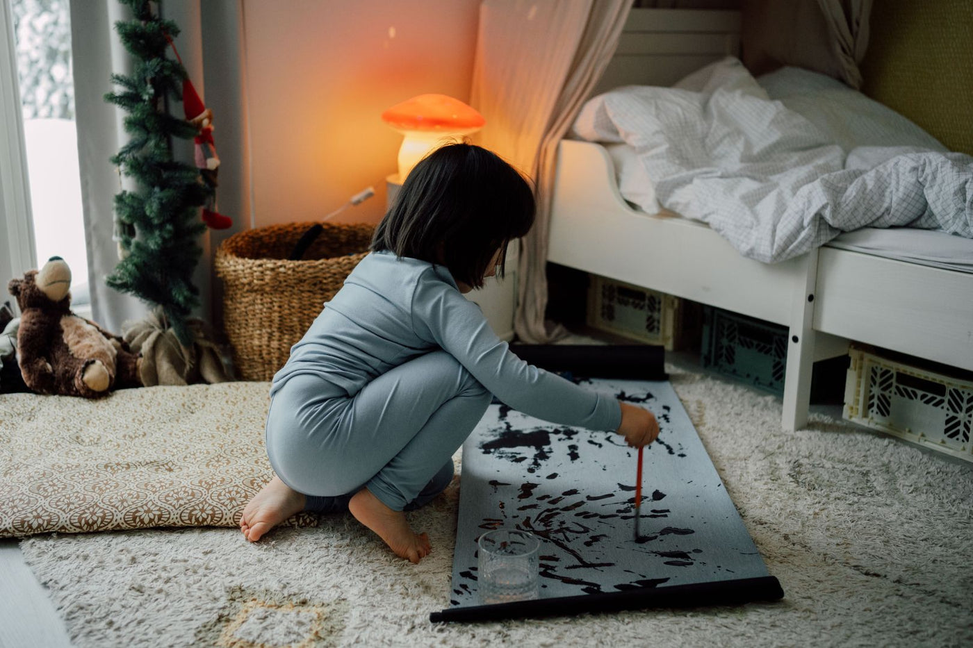 Babyluv Studio Magic Roll with a brush