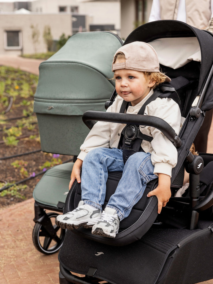 The Jiffle wagon 2 – Babyluv